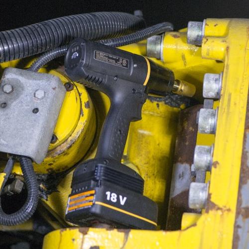 Atlas Copco 3/8 Sq. In. 14.8 - 40.6 ft lb Pulse Tool, 6000 rpm - ETP ...